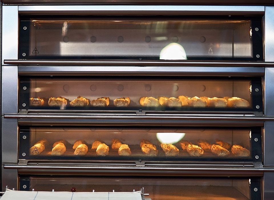 BJB lighting solutions for professional kitchen appliances